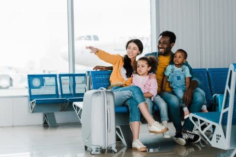 How to Find Flight Deals for Family Vacations
